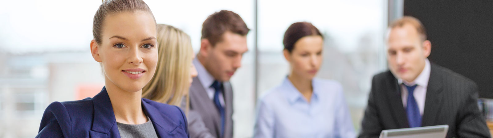 Arbeidsbemiddeling van nationale en internationale banen